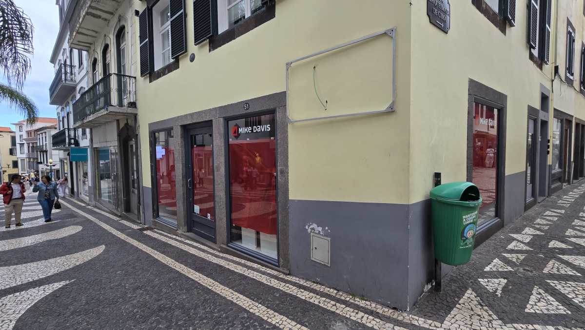 The center of Funchal is experiencing a phenomenon of commercial ...